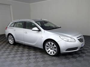 Grey Opel Insignia 2009 in Tallinn, with an engine capacity of 2.00 L and mileage of 306 thousand km for 1599 €, photo  on AUTOMOTO.COM.LV