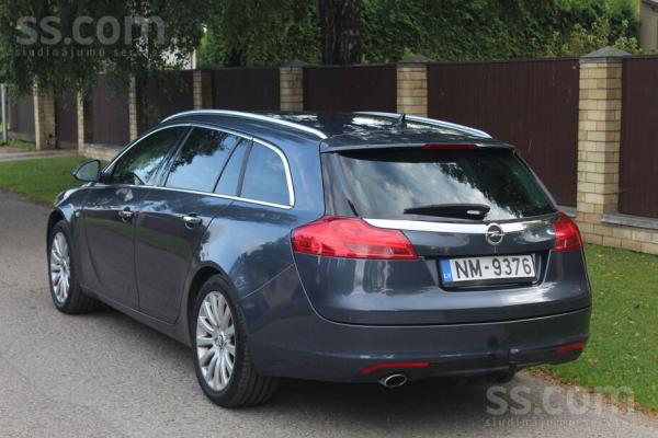 Pelēks Opel Insignia 2009 Rīga, ar dzinēja tilpumu 2.00 L un nobraukumu 251 tūkst. km par 2199 €, foto 3 vietnē AUTOMOTO.COM.LV