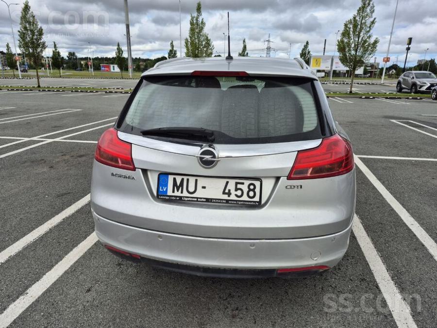 Pelēks Opel Insignia 2009 Jēkabpils, ar dzinēja tilpumu 2.00 L un nobraukumu 340 tūkst. km par 2200 €, foto 5 vietnē AUTOMOTO.COM.LV