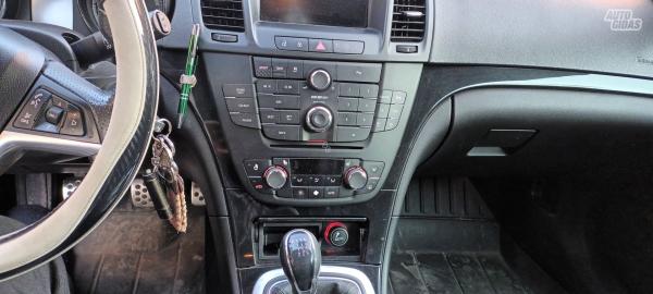Grey Opel Insignia 2009 in Kaunas, with an engine capacity of 2.00 L and mileage of 390 thousand km for 1850 €, photo 3 on AUTOMOTO.COM.LV