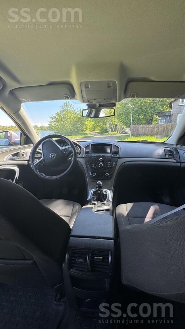 Pelēks Opel Insignia 2009 Rīga, ar dzinēja tilpumu 2.00 L un nobraukumu 200 tūkst. km par 2900 €, foto 7 vietnē AUTOMOTO.COM.LV