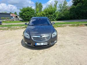 Pelēks Opel Insignia 2009 Panevēža, ar dzinēja tilpumu 1.96 L un nobraukumu 336 tūkst. km par 2300 €, foto  vietnē AUTOMOTO.COM.LV
