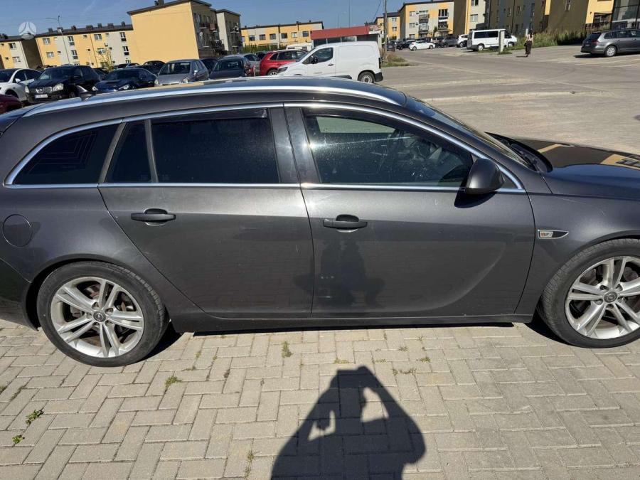 Pelēks Opel Insignia 2009 Kauņa, ar dzinēja tilpumu 1.96 L un nobraukumu 304 tūkst. km par 2350 €, foto 1 vietnē AUTOMOTO.COM.LV