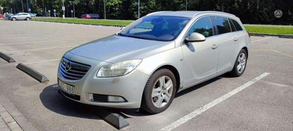Pelēks Opel Insignia 2009 Klaipėda, ar dzinēja tilpumu 1.96 L un nobraukumu 285 tūkst. km par 2500 €, foto 4 vietnē AUTOMOTO.COM.LV