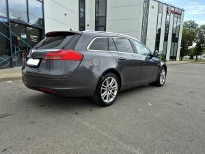 Grey Opel Insignia 2009 in Kaunas, with an engine capacity of 2.00 L and mileage of 300 thousand km for 1600 €, photo 4 on AUTOMOTO.COM.LV