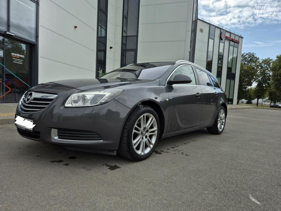Grey Opel Insignia 2009 in Kaunas, with an engine capacity of 2.00 L and mileage of 300 thousand km for 1600 €, photo 9 on AUTOMOTO.COM.LV