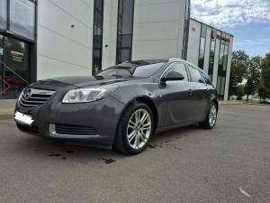 Grey Opel Insignia 2009 in Kaunas, with an engine capacity of 2.00 L and mileage of 300 thousand km for 1600 €, photo 9 on AUTOMOTO.COM.LV