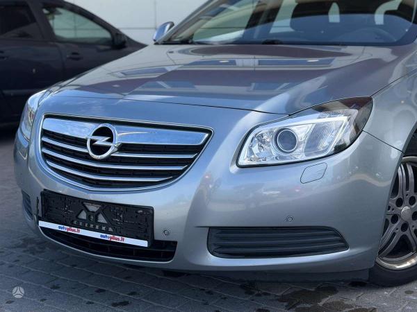 Pelēks Opel Insignia 2009 Kretinga, ar dzinēja tilpumu 1.96 L un nobraukumu 277 tūkst. km par 3750 €, foto 4 vietnē AUTOMOTO.COM.LV