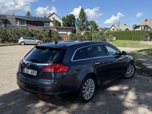Grey Opel Insignia 2009 in Alytus, with an engine capacity of 1.96 L and mileage of 300 thousand km for 2800 €, photo 5 on AUTOMOTO.COM.LV