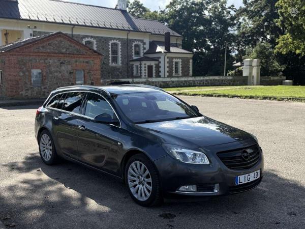 Grey Opel Insignia 2009 in Alytus, with an engine capacity of 1.96 L and mileage of 300 thousand km for 2800 €, photo 7 on AUTOMOTO.COM.LV