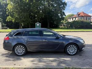 Grey Opel Insignia 2009 in Alytus, with an engine capacity of 1.96 L and mileage of 300 thousand km for 2800 €, photo 8 on AUTOMOTO.COM.LV