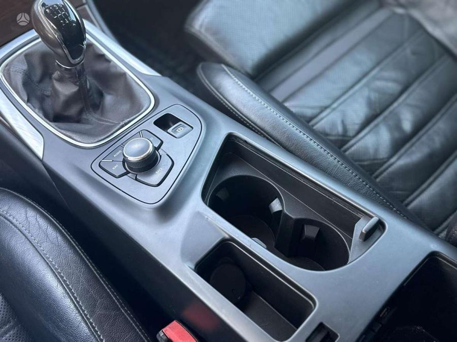 Grey Opel Insignia 2009 in Alytus, with an engine capacity of 1.96 L and mileage of 300 thousand km for 2800 €, photo 29 on AUTOMOTO.COM.LV
