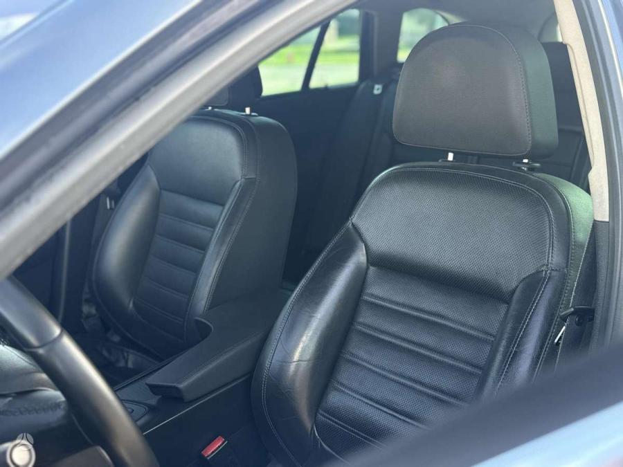 Grey Opel Insignia 2009 in Alytus, with an engine capacity of 1.96 L and mileage of 300 thousand km for 2800 €, photo 33 on AUTOMOTO.COM.LV