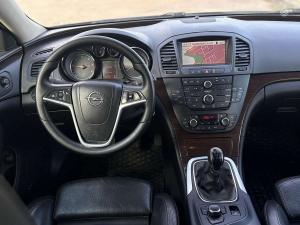 Grey Opel Insignia 2009 in Alytus, with an engine capacity of 1.96 L and mileage of 300 thousand km for 2800 €, photo 42 on AUTOMOTO.COM.LV