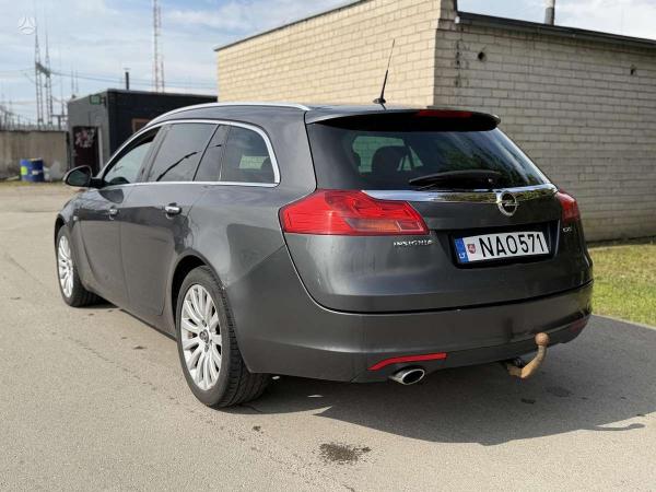 Pelēks Opel Insignia 2009 Šauļi, ar dzinēja tilpumu 1.96 L un nobraukumu 380 tūkst. km par 750 €, foto 5 vietnē AUTOMOTO.COM.LV