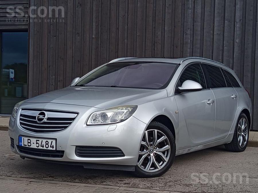 Pelēks Opel Insignia 2009 Tukums, ar dzinēja tilpumu 2.00 L un nobraukumu 297 tūkst. km par 2500 €, foto 3 vietnē AUTOMOTO.COM.LV