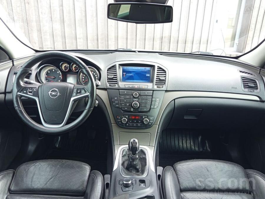 Pelēks Opel Insignia 2009 Tukums, ar dzinēja tilpumu 2.00 L un nobraukumu 297 tūkst. km par 2500 €, foto 6 vietnē AUTOMOTO.COM.LV