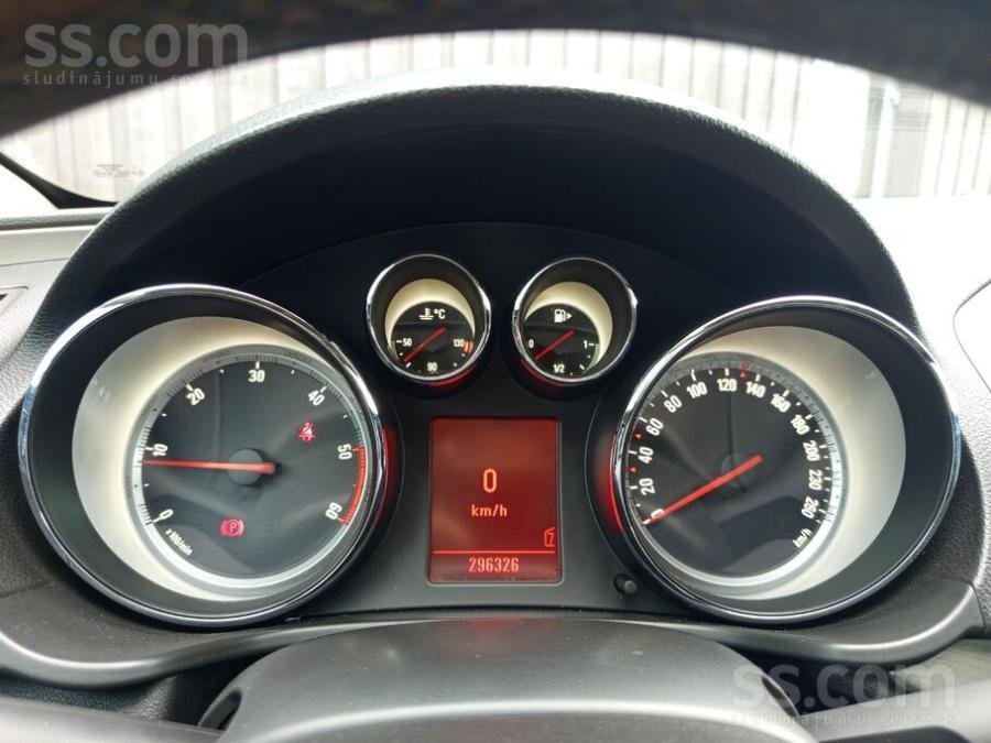 Pelēks Opel Insignia 2009 Tukums, ar dzinēja tilpumu 2.00 L un nobraukumu 297 tūkst. km par 2500 €, foto 13 vietnē AUTOMOTO.COM.LV