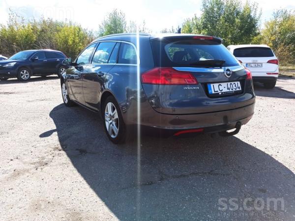 Pelēks Opel Insignia 2009 Daugavpils, ar dzinēja tilpumu 1.80 L un nobraukumu 0 tūkst. km par 3180 €, foto 6 vietnē AUTOMOTO.COM.LV