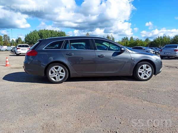 Pelēks Opel Insignia 2009 Daugavpils, ar dzinēja tilpumu 1.80 L un nobraukumu 0 tūkst. km par 3180 €, foto 9 vietnē AUTOMOTO.COM.LV