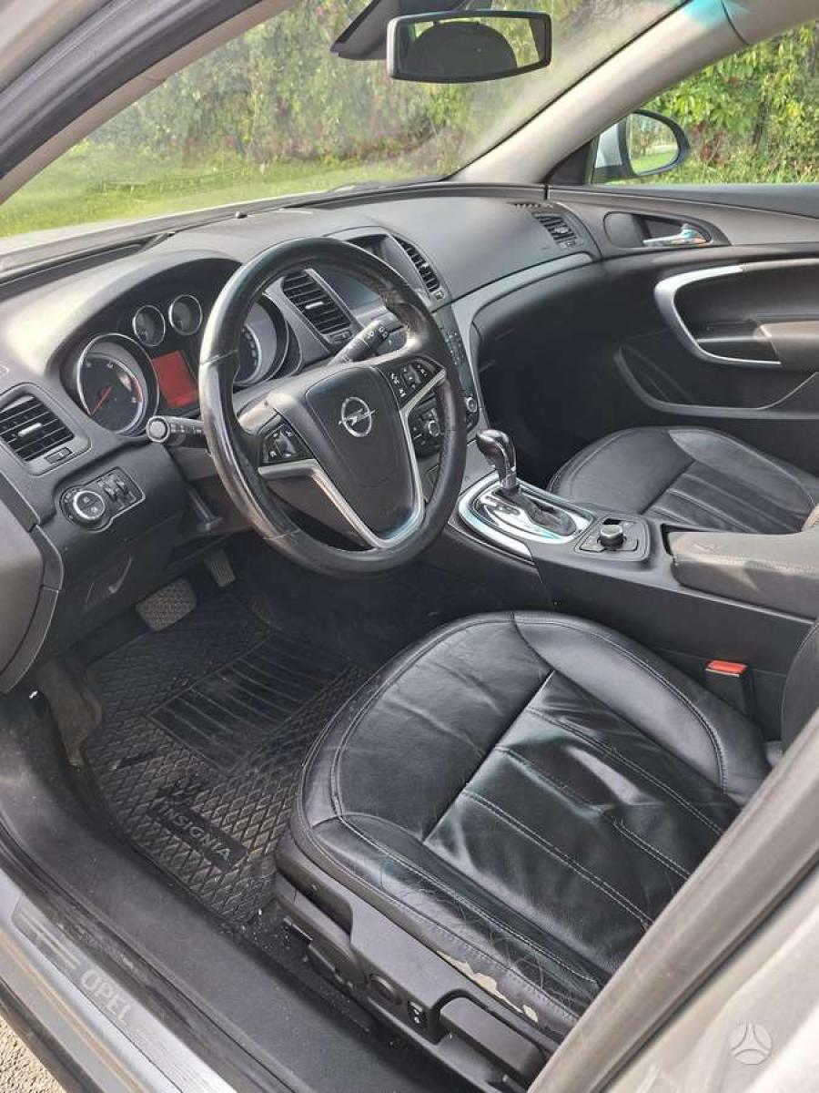 Pelēks Opel Insignia 2009 Viļņa, ar dzinēja tilpumu 1.96 L un nobraukumu 300 tūkst. km par 2177 €, foto 6 vietnē AUTOMOTO.COM.LV