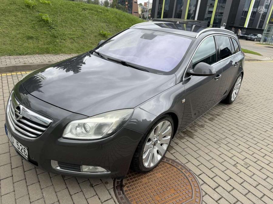 Grey Opel Insignia 2009 in Vilnius, with an engine capacity of 1.96 L and mileage of 335 thousand km for 2100 €, photo 12 on AUTOMOTO.COM.LV