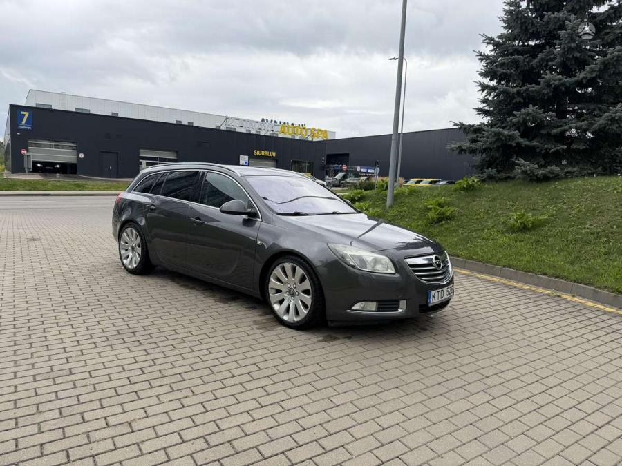 Grey Opel Insignia 2009 in Vilnius, with an engine capacity of 1.96 L and mileage of 335 thousand km for 2100 €, photo 16 on AUTOMOTO.COM.LV