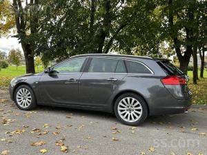 Grey Opel Insignia 2009 in Bauska, with an engine capacity of 2.00 L and mileage of 310 thousand km for 1900 €, photo  on AUTOMOTO.COM.LV