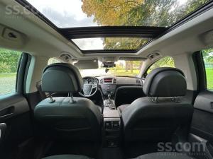 Pelēks Opel Insignia 2009 Bauska, ar dzinēja tilpumu 2.00 L un nobraukumu 310 tūkst. km par 1900 €, foto 8 vietnē AUTOMOTO.COM.LV