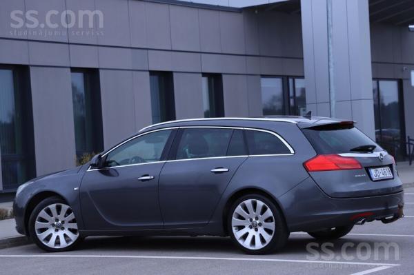 Grey Opel Insignia 2010 in Tukums, with an engine capacity of 2.00 L and mileage of 0 thousand km for 4900 €, photo 8 on AUTOMOTO.COM.LV