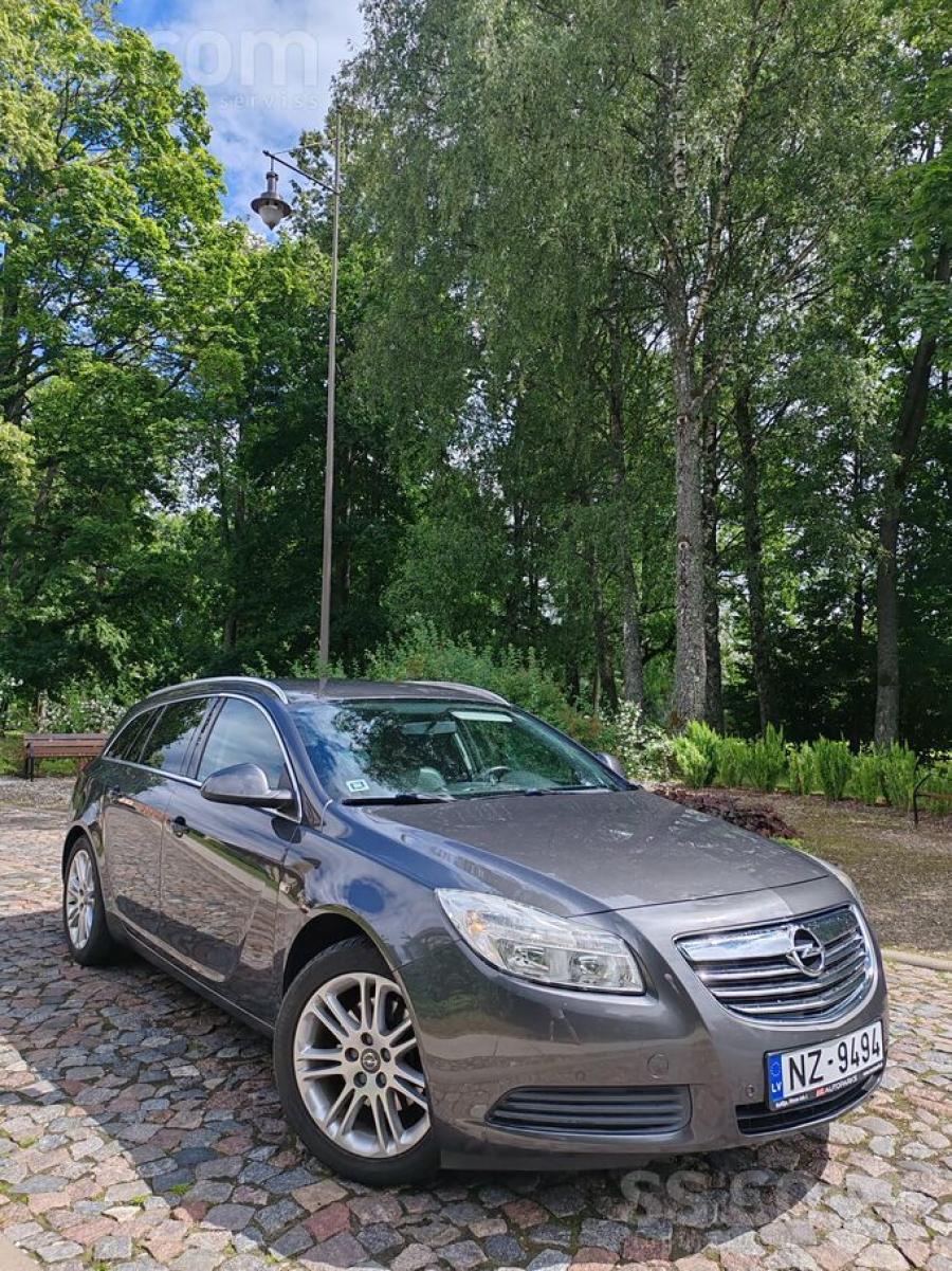 Pelēks Opel Insignia 2010 Kuldīga, ar dzinēja tilpumu 2.00 L un nobraukumu 212 tūkst. km par 3900 €, foto 3 vietnē AUTOMOTO.COM.LV