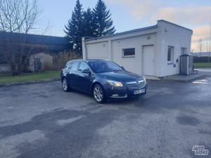 Grey Opel Insignia 2010 in Sakiai, with an engine capacity of 1.90 L and mileage of 226 thousand km for 2100 €, photo 1 on AUTOMOTO.COM.LV