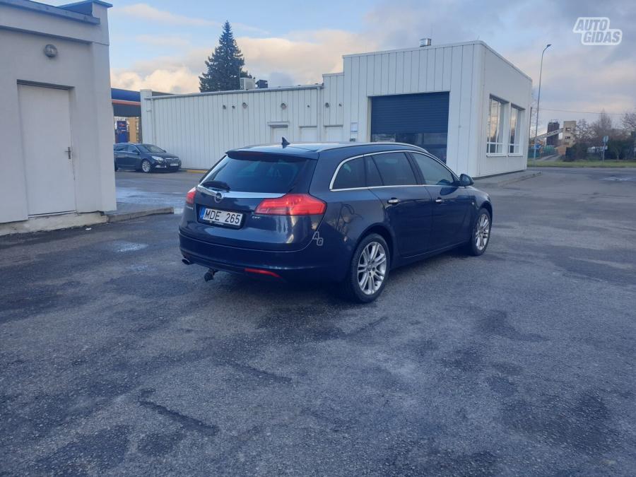 Grey Opel Insignia 2010 in Sakiai, with an engine capacity of 1.90 L and mileage of 226 thousand km for 2100 €, photo 6 on AUTOMOTO.COM.LV