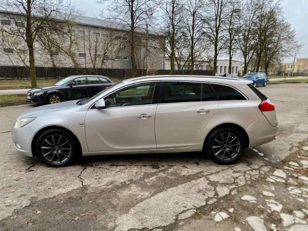 Pelēks Opel Insignia 2010 Šauļi, ar dzinēja tilpumu 1.96 L un nobraukumu 280 tūkst. km par 3199 €, foto 5 vietnē AUTOMOTO.COM.LV