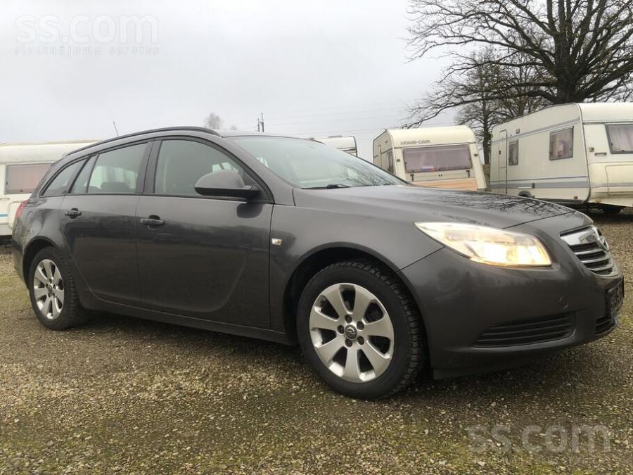 Pelēks Opel Insignia 2010 Valmiera, ar dzinēja tilpumu 2.00 L un nobraukumu 224 tūkst. km par 2990 €, foto 2 vietnē AUTOMOTO.COM.LV