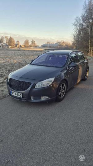 Grey Opel Insignia 2010 in Kaunas, with an engine capacity of 1.60 L and mileage of 263 thousand km for 1850 €, photo  on AUTOMOTO.COM.LV