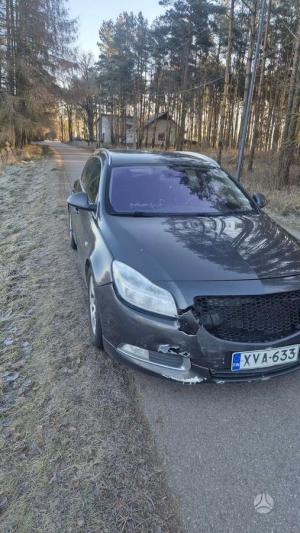 Pelēks Opel Insignia 2010 Kauņa, ar dzinēja tilpumu 1.60 L un nobraukumu 263 tūkst. km par 1850 €, foto 2 vietnē AUTOMOTO.COM.LV
