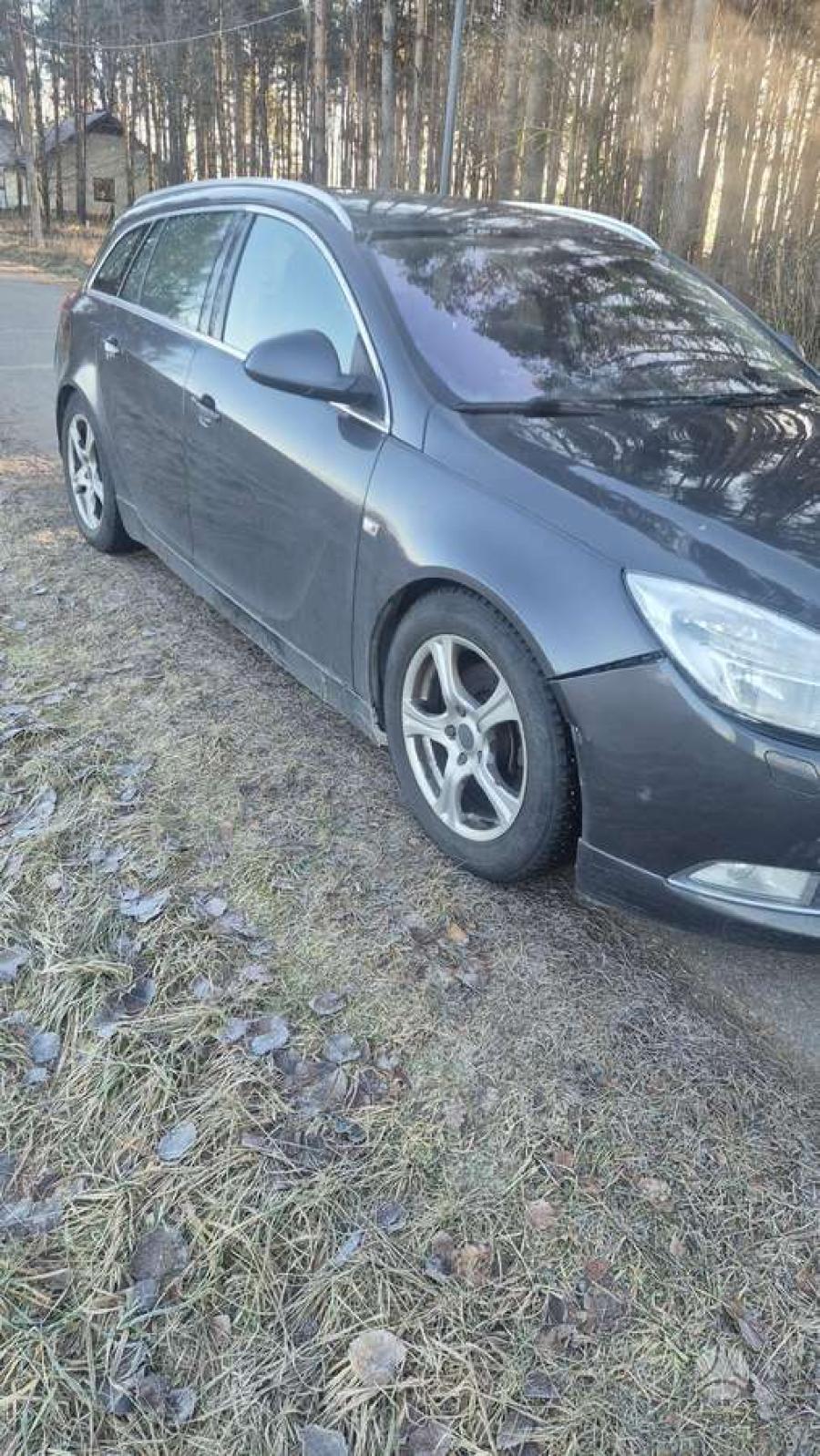 Pelēks Opel Insignia 2010 Kauņa, ar dzinēja tilpumu 1.60 L un nobraukumu 263 tūkst. km par 1850 €, foto 5 vietnē AUTOMOTO.COM.LV