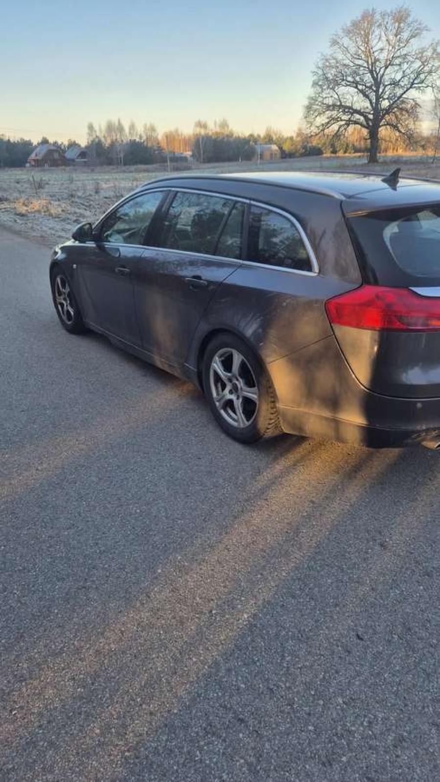 Pelēks Opel Insignia 2010 Kauņa, ar dzinēja tilpumu 1.60 L un nobraukumu 263 tūkst. km par 1850 €, foto 6 vietnē AUTOMOTO.COM.LV