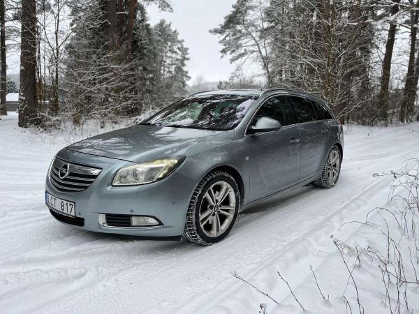 Pelēks Opel Insignia 2010 Kauņa, ar dzinēja tilpumu 1.96 L un nobraukumu 229 tūkst. km par 3300 €, foto 1 vietnē AUTOMOTO.COM.LV