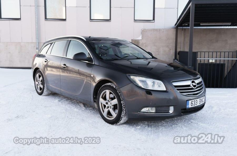 Grey Opel Insignia 2010 in Tartu, with an engine capacity of 2.00 L and mileage of 305 thousand km for 3300 €, photo 2 on AUTOMOTO.COM.LV