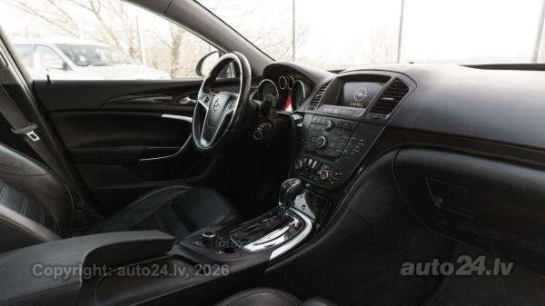 Grey Opel Insignia 2010 in Tartu, with an engine capacity of 2.00 L and mileage of 305 thousand km for 3300 €, photo 6 on AUTOMOTO.COM.LV