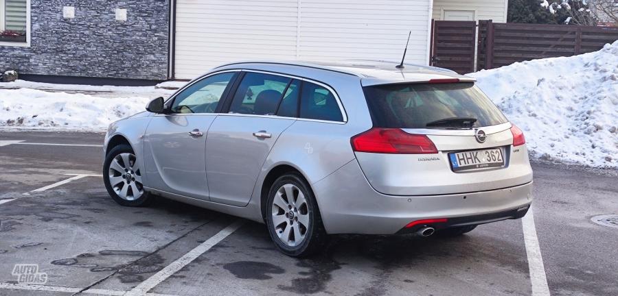 Pelēks Opel Insignia 2010 Panevēža, ar dzinēja tilpumu 2.00 L un nobraukumu 412 tūkst. km par 2500 €, foto 2 vietnē AUTOMOTO.COM.LV