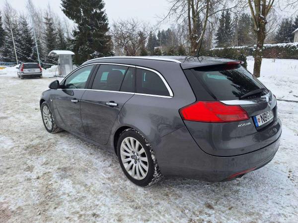 Pelēks Opel Insignia 2010 Kelmė, ar dzinēja tilpumu 2.00 L un nobraukumu 295 tūkst. km par 2650 €, foto 4 vietnē AUTOMOTO.COM.LV