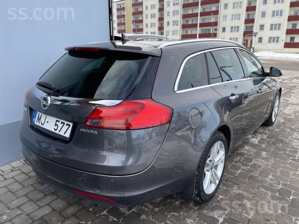 Pelēks Opel Insignia 2010 Talsi, ar dzinēja tilpumu 2.00 L un nobraukumu 261 tūkst. km par 2950 €, foto 3 vietnē AUTOMOTO.COM.LV