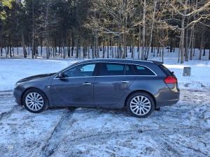 Grey Opel Insignia 2010 in Alytus, with an engine capacity of 1.96 L and mileage of 315 thousand km for 2800 €, photo  on AUTOMOTO.COM.LV