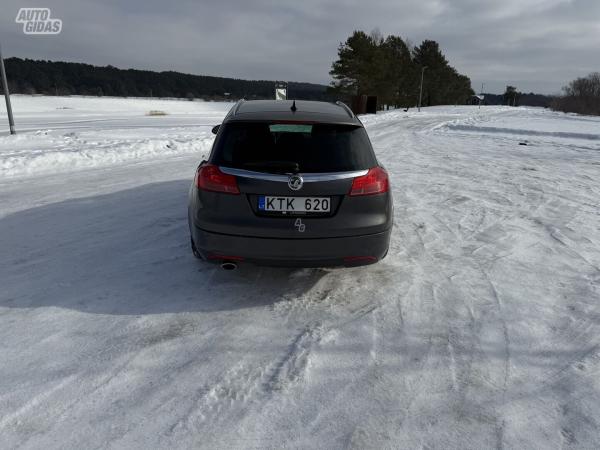 Grey Opel Insignia 2010 in Kaunas, with an engine capacity of 2.00 L and mileage of 315 thousand km for 2850 €, photo 5 on AUTOMOTO.COM.LV