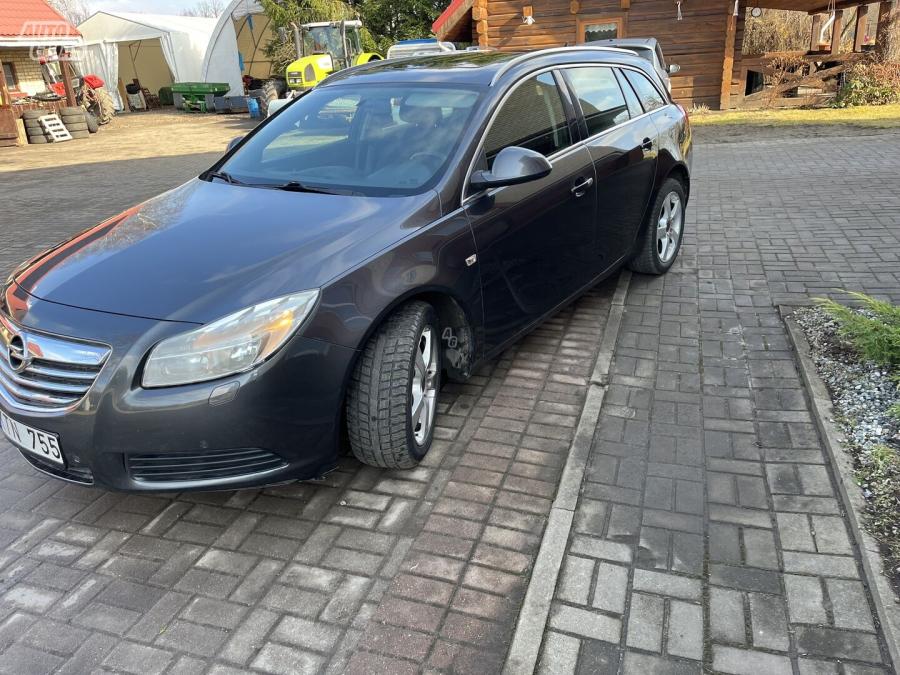 Pelēks Opel Insignia 2010 Šauļi, ar dzinēja tilpumu 2.00 L un nobraukumu 272 tūkst. km par 2500 €, foto 2 vietnē AUTOMOTO.COM.LV