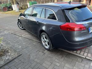 Pelēks Opel Insignia 2010 Šauļi, ar dzinēja tilpumu 2.00 L un nobraukumu 272 tūkst. km par 2500 €, foto 4 vietnē AUTOMOTO.COM.LV