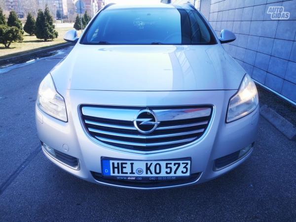 Pelēks Opel Insignia 2010 Klaipėda, ar dzinēja tilpumu 2.00 L un nobraukumu 224 tūkst. km par 3180 €, foto 2 vietnē AUTOMOTO.COM.LV